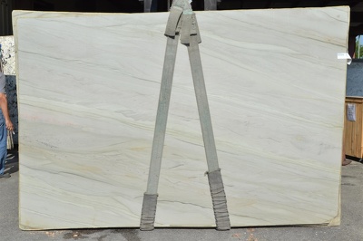 SLABS / QUARTZITE SLABS / ATLANTIS | Stone and Surface Designers