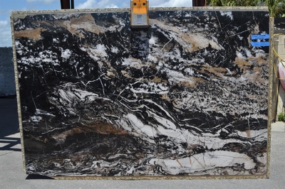 SLABS / QUARTZITE SLABS / MIDNIGHT CRYSTAL | Stone and Surface Designers